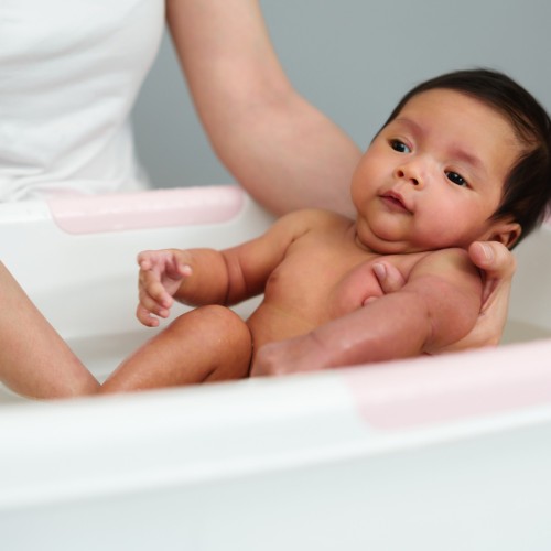 Washing and bathing your baby :: Bexley 0 to 19